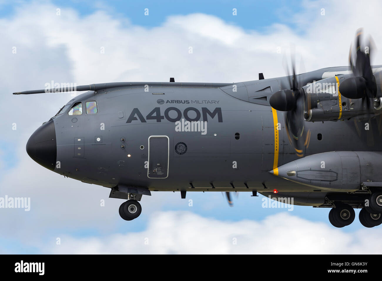 Airbus A-400M Atlas military transport aircraft F-WWMZ Stock Photo - Alamy