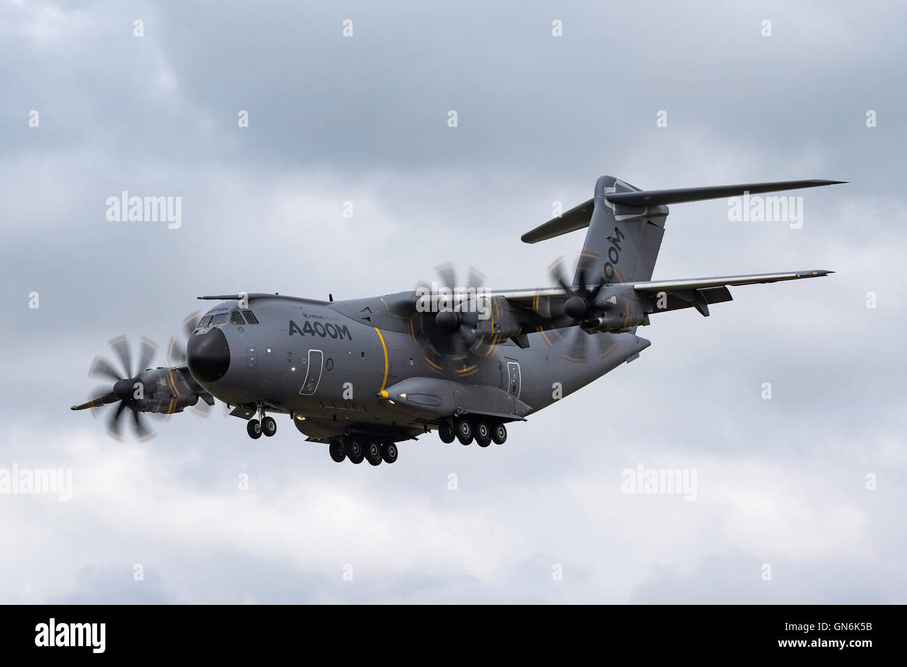 A 400m atlas transport aircraft hi-res stock photography and images - Alamy