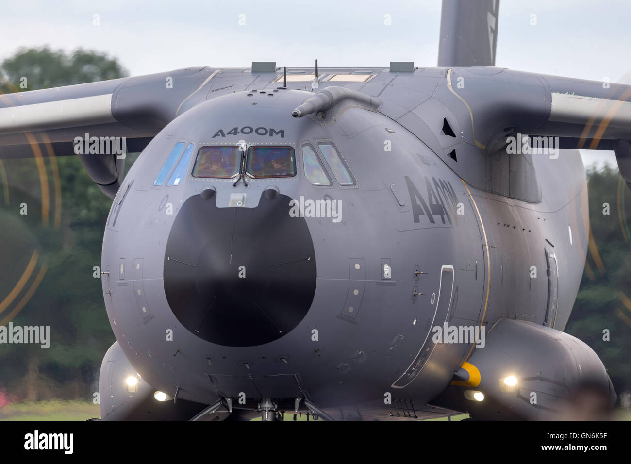 Airbus A-400M Atlas military transport aircraft F-WWMZ Stock Photo - Alamy