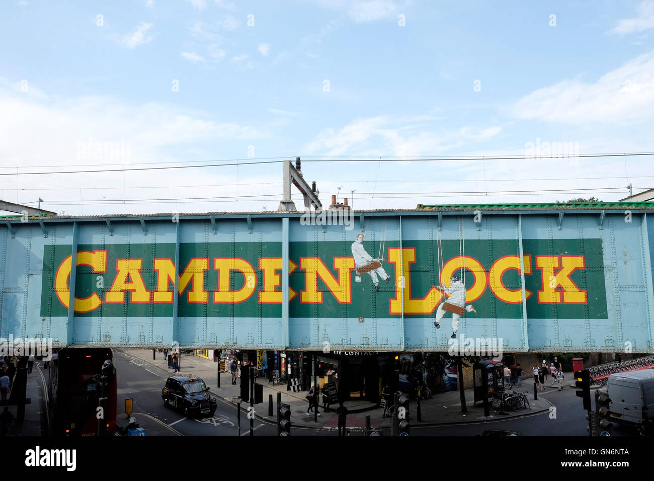 A general view of Camden Lock Bridge Stock Photo - Alamy