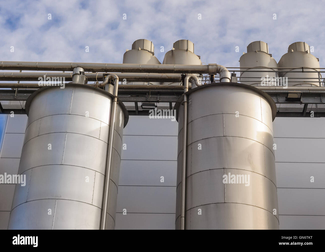 Detail of chemical plant, silos and pipes Stock Photo - Alamy
