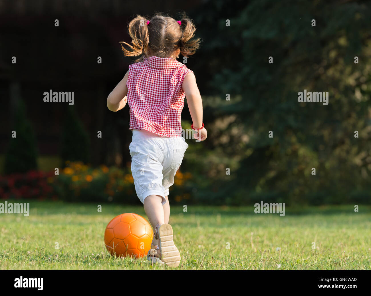 Football shooting at goal hi-res stock photography and images - Alamy