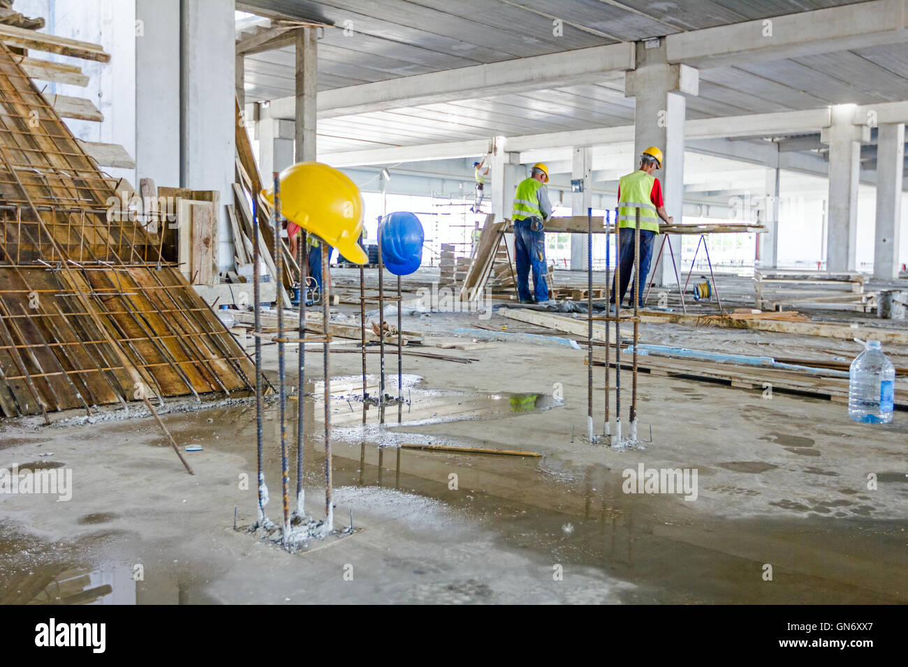 Rebar cap hi-res stock photography and images - Alamy