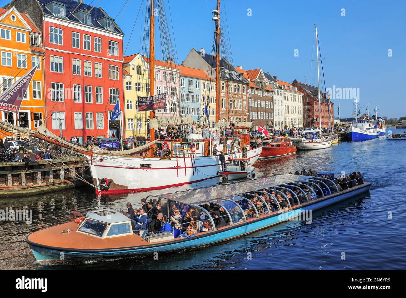 Canal of Nyhavn, Copenhagen, Denmark Stock Photo - Alamy