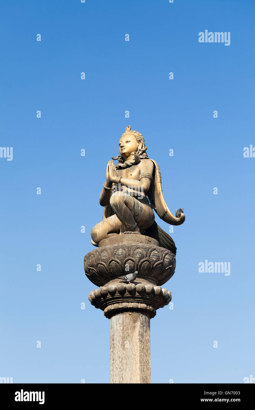 Garuda statue hi-res stock photography and images - Alamy