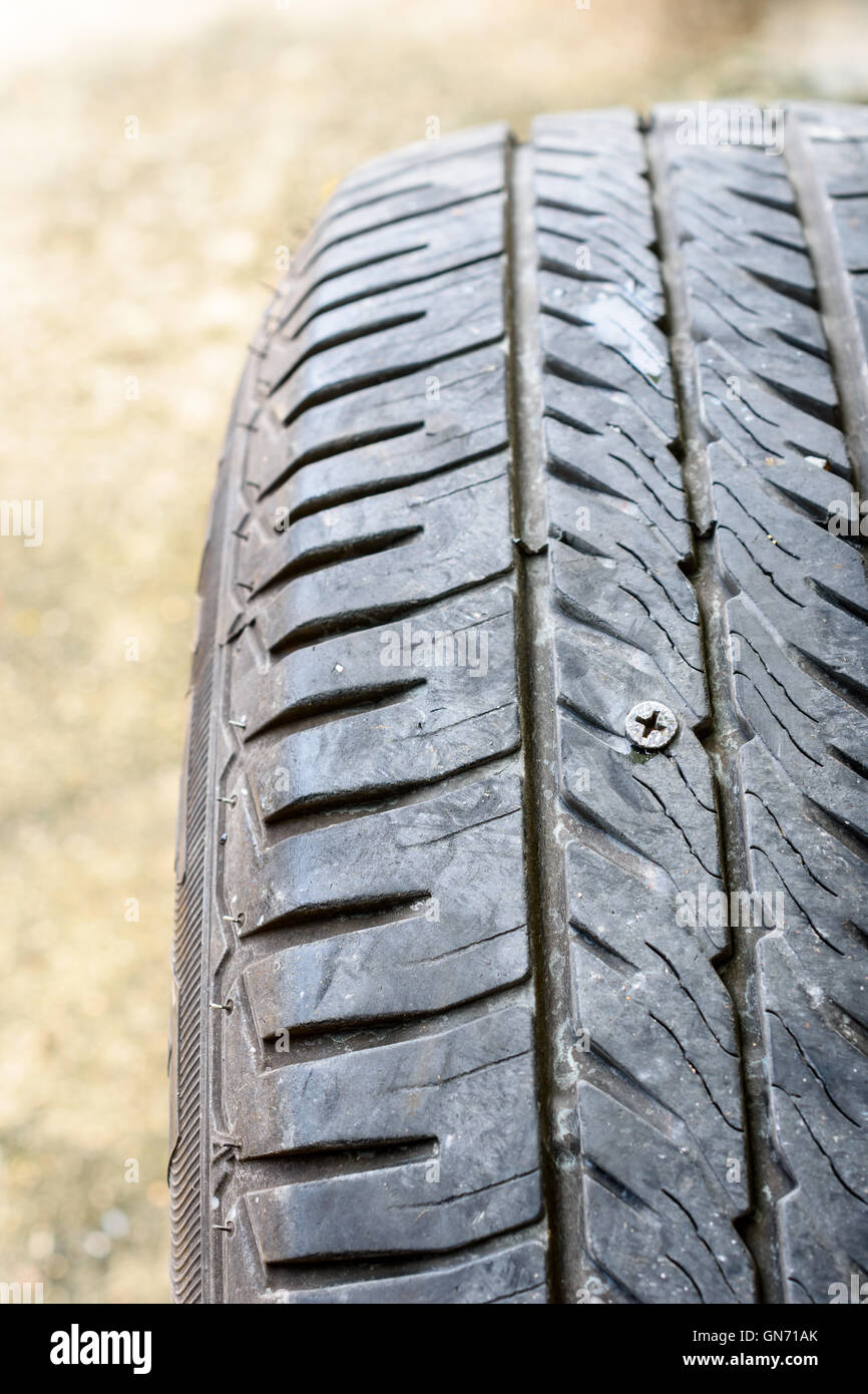 Puncturing hi-res stock photography and images - Alamy