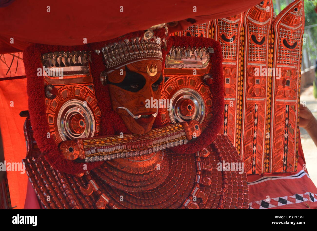 Theyyam dance hi-res stock photography and images - Alamy