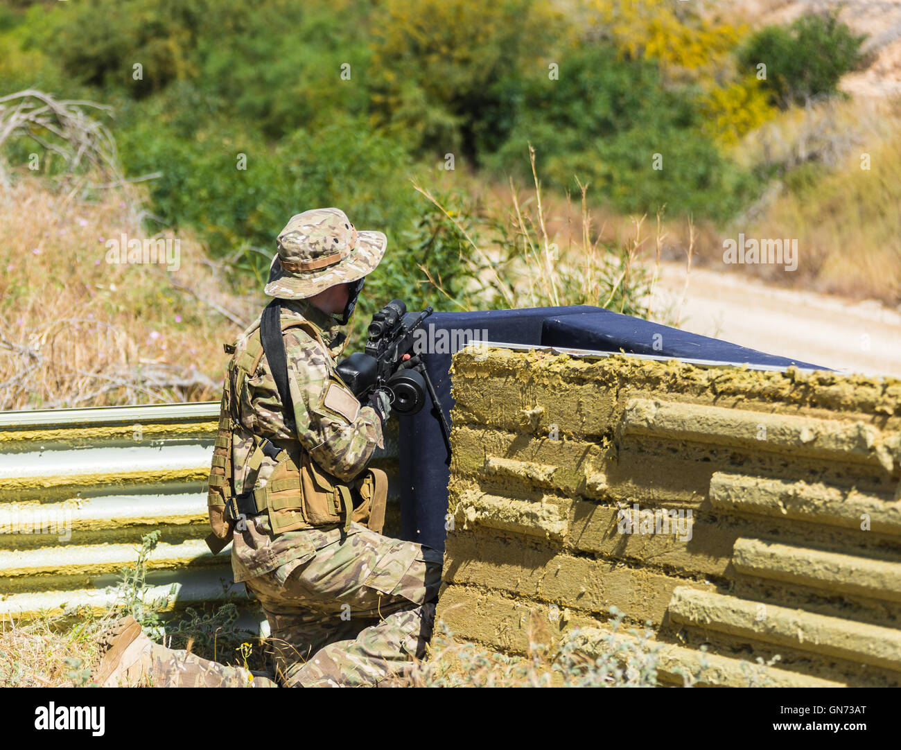 Soldier protection hi-res stock photography and images - Alamy