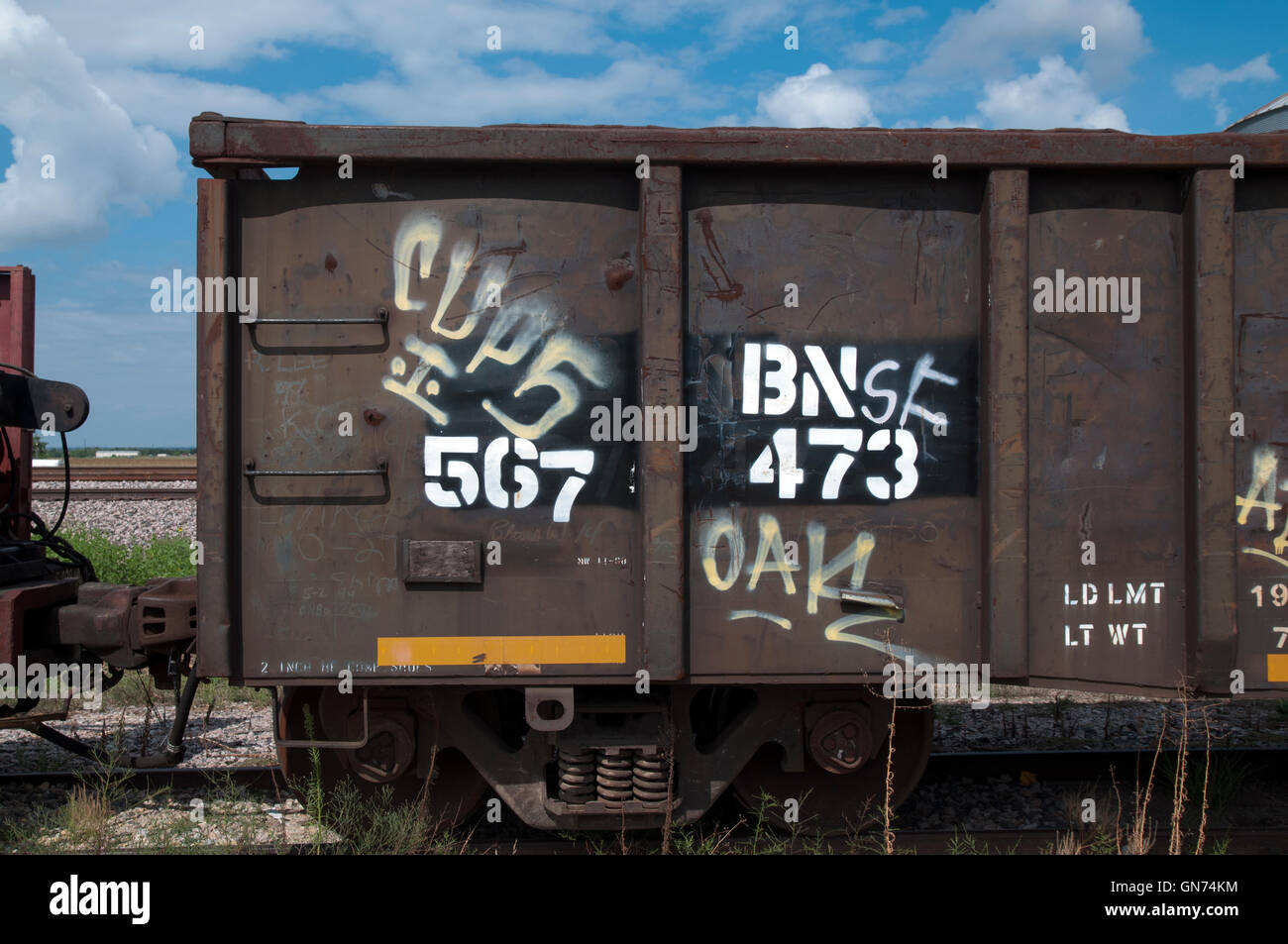 Freight train carriages with graffiti in Prosper Texas Stock Photo - Alamy