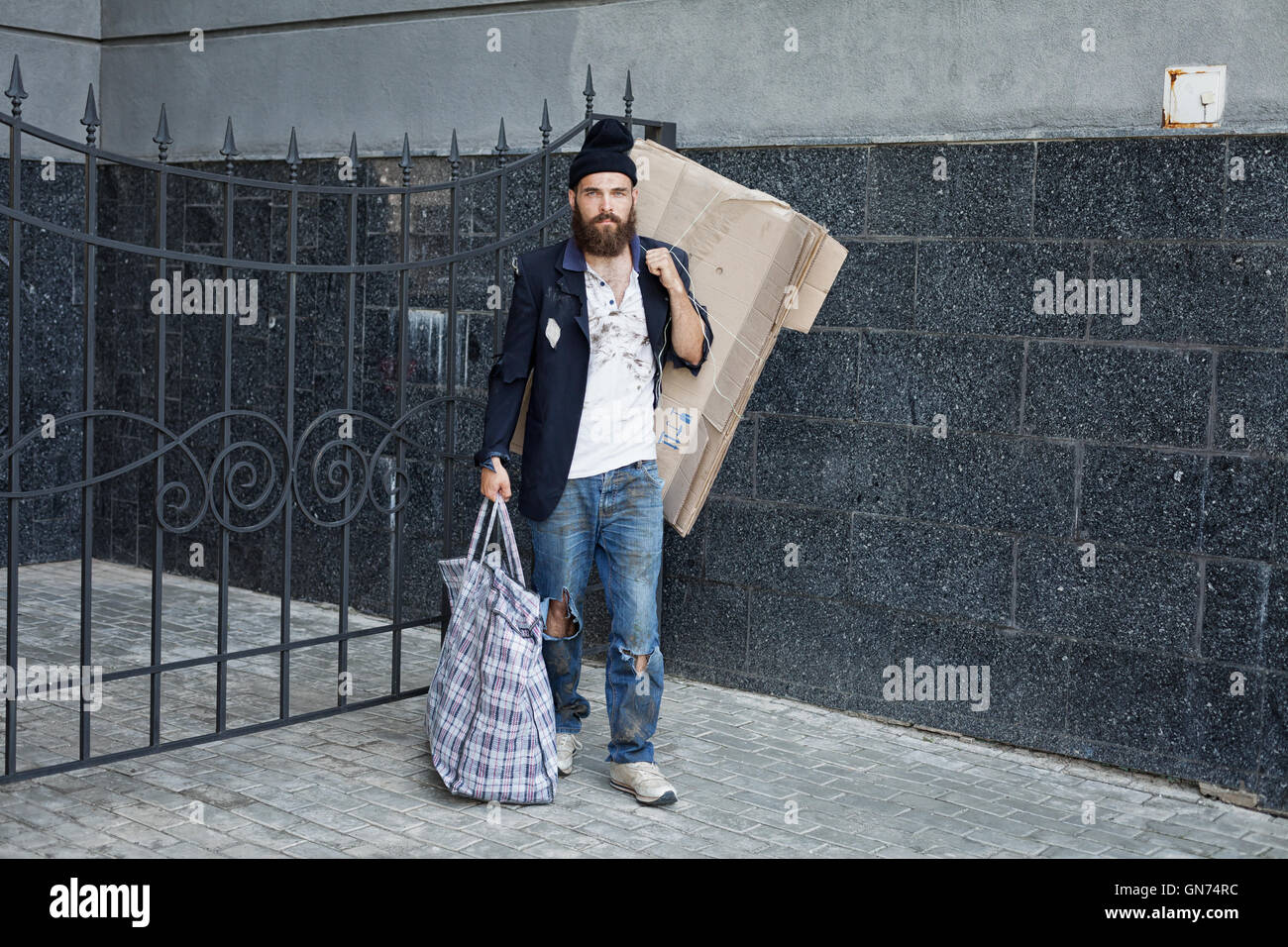 Vagrant on the street Stock Photo - Alamy