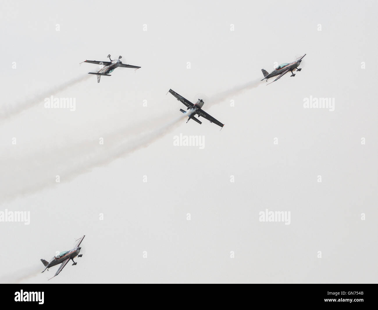 Dunsfold hi-res stock photography and images - Alamy