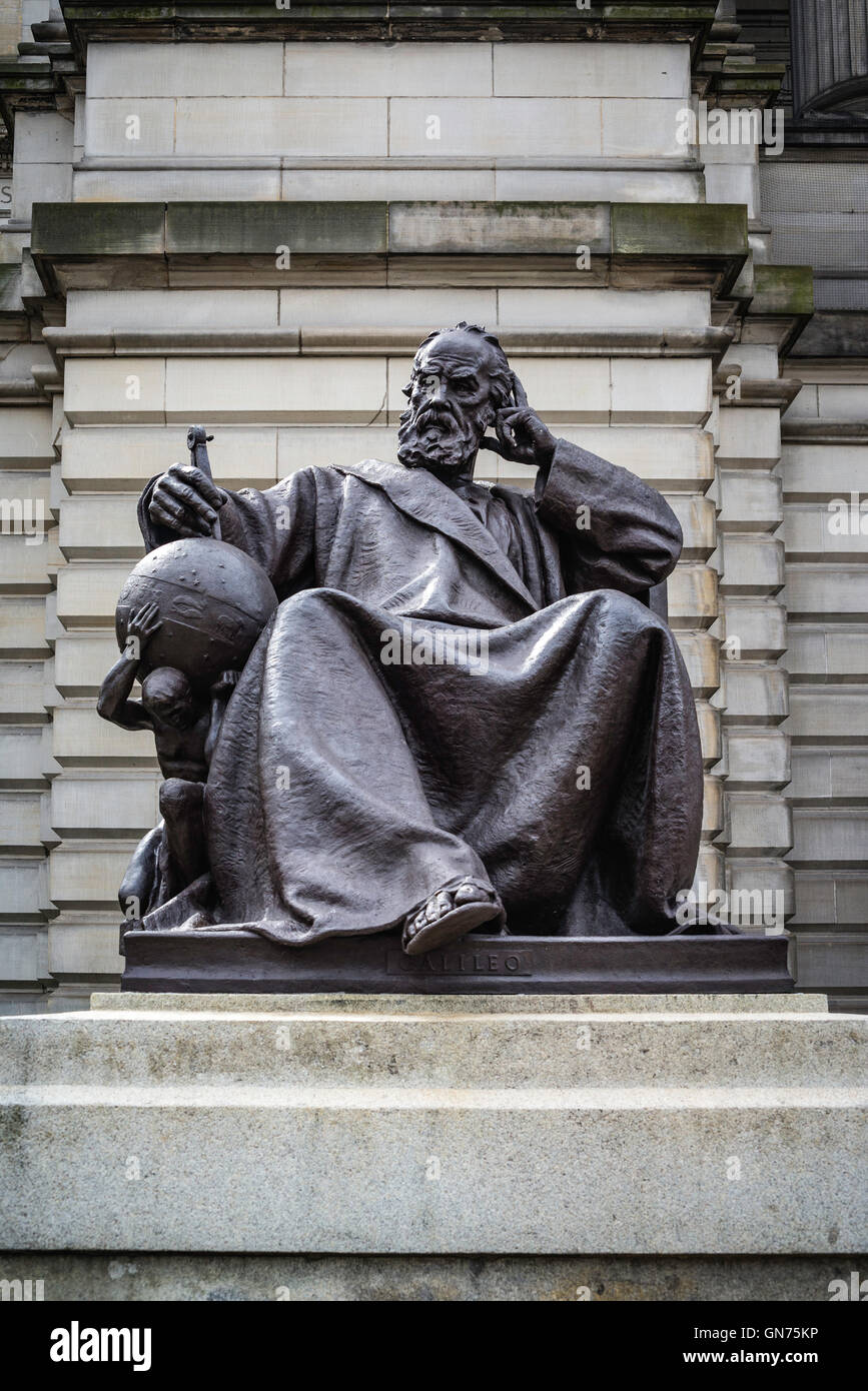 Carnegie museum of art pittsburgh hi-res stock photography and images ...