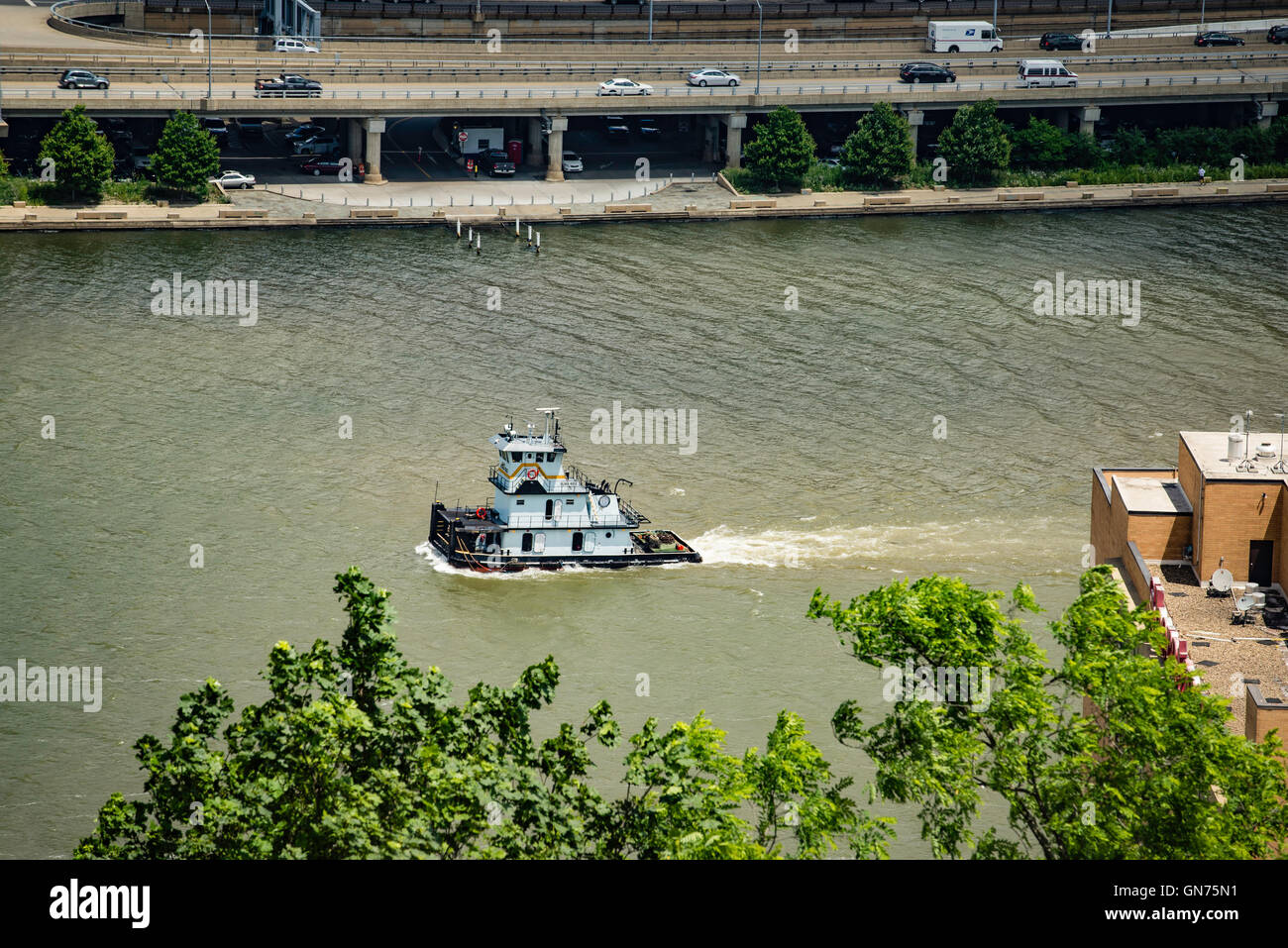 Tug location hi-res stock photography and images - Alamy