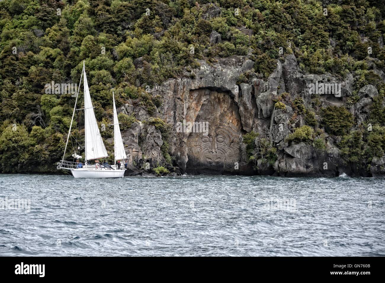 Maori rock carving hi-res stock photography and images - Alamy