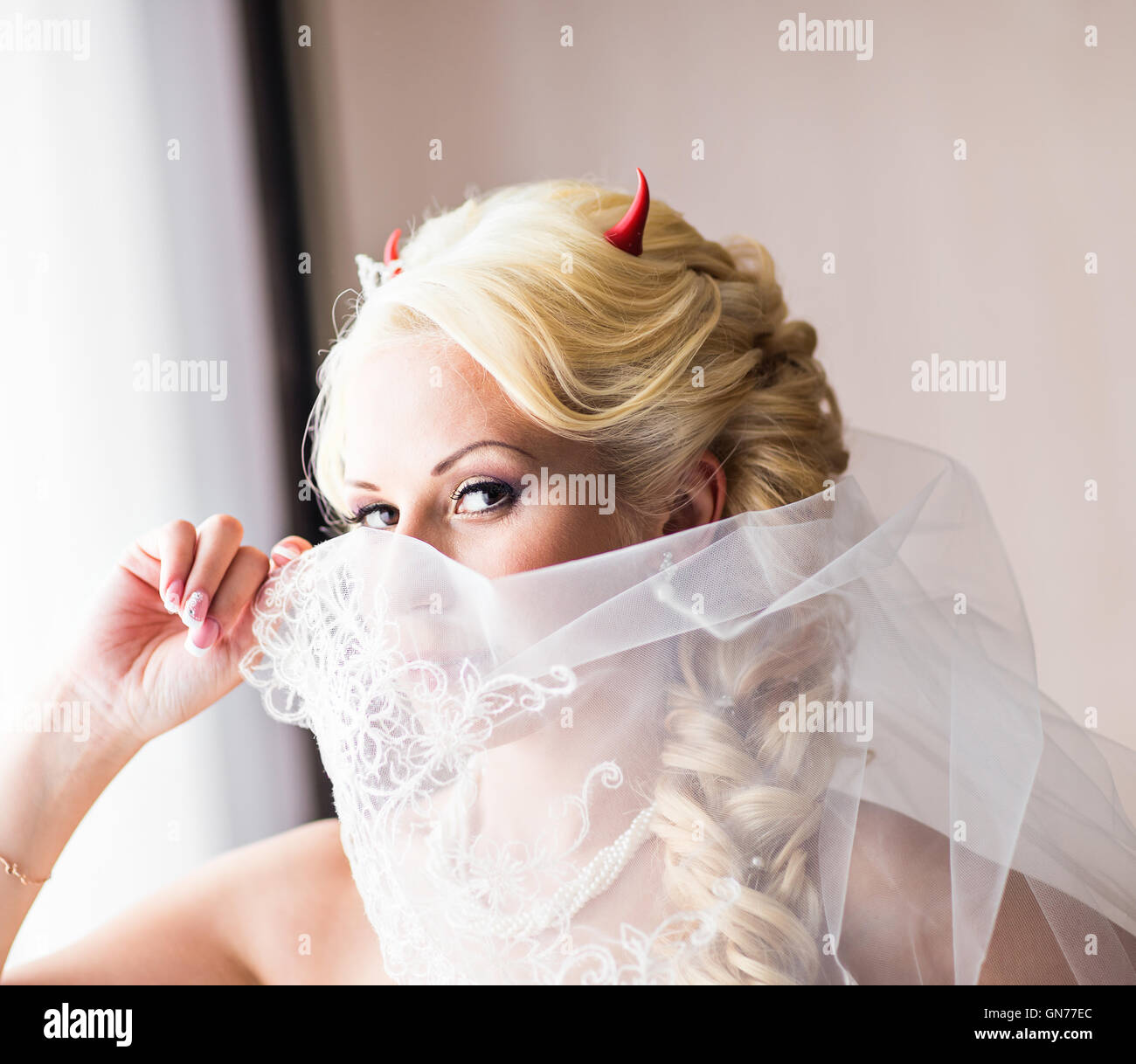 Bride horns devil halloween hi-res stock photography and images - Alamy