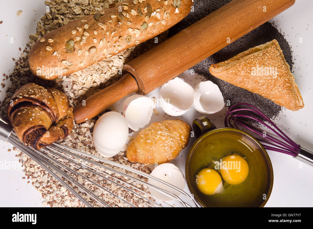 Basic baking ingredients eggs hi-res stock photography and images - Alamy