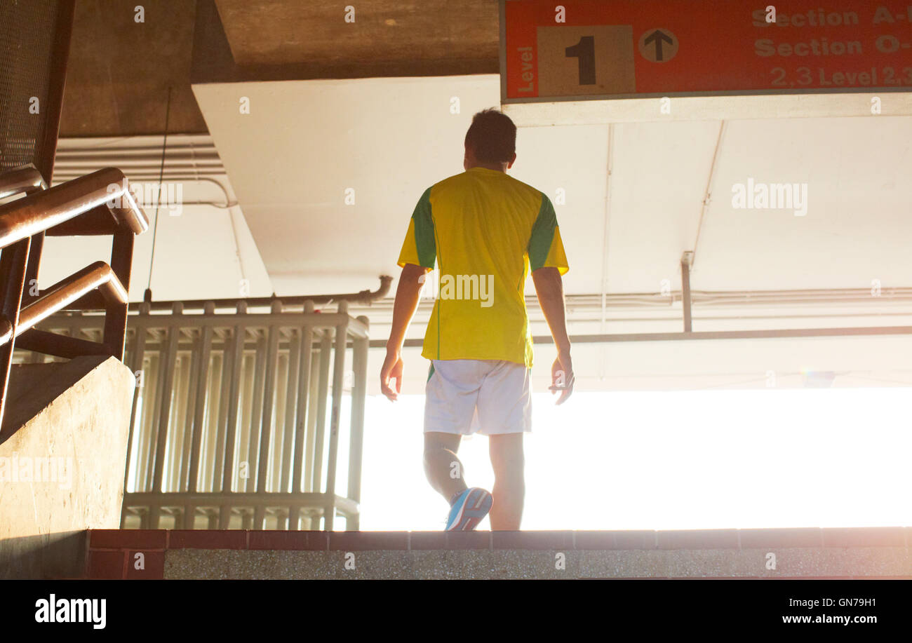 Athlete walking hi-res stock photography and images - Alamy