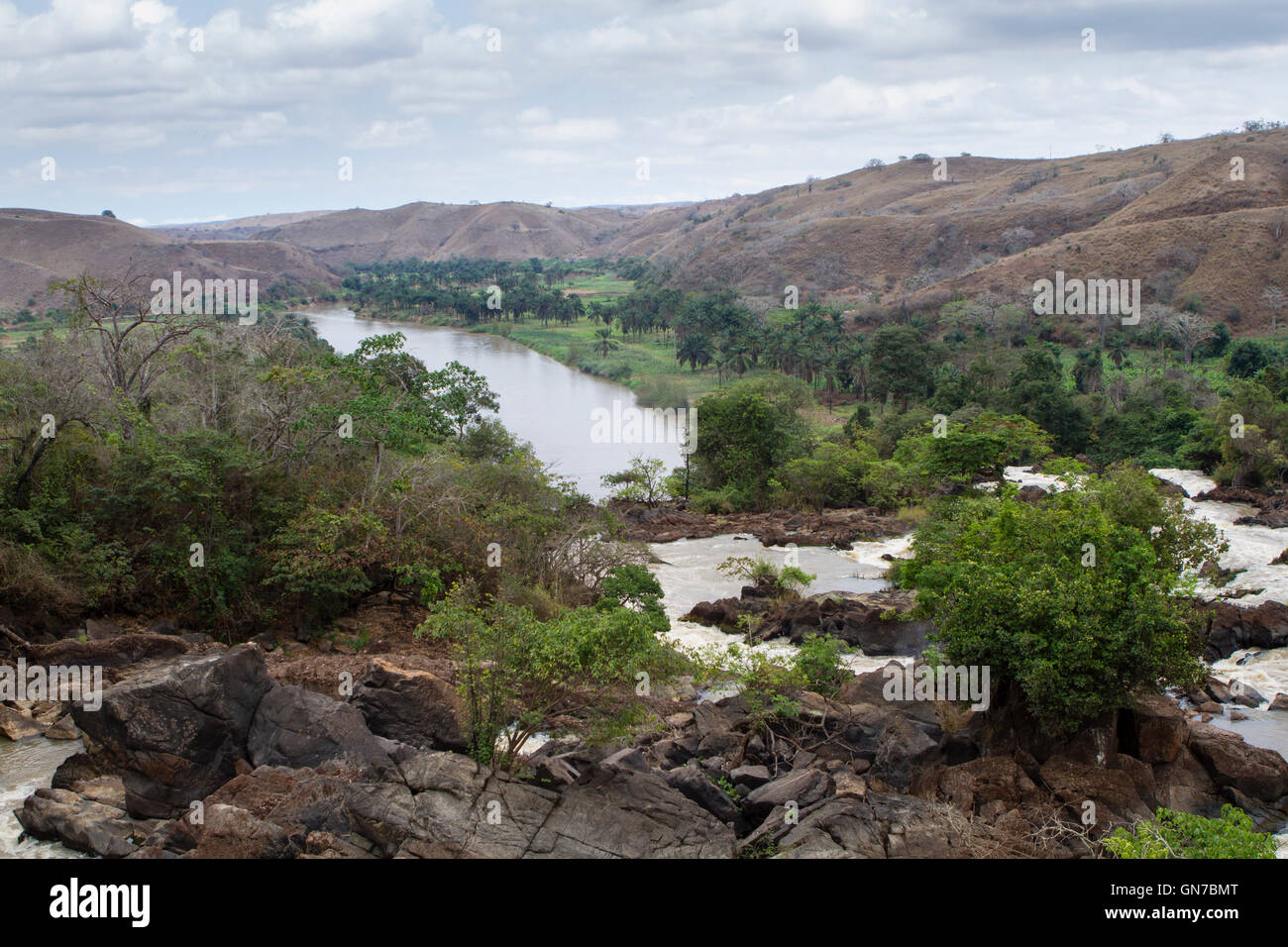 Cachoeiras do Binga, Angola, Waterfalls Keve river, Conda Angola Stock ...