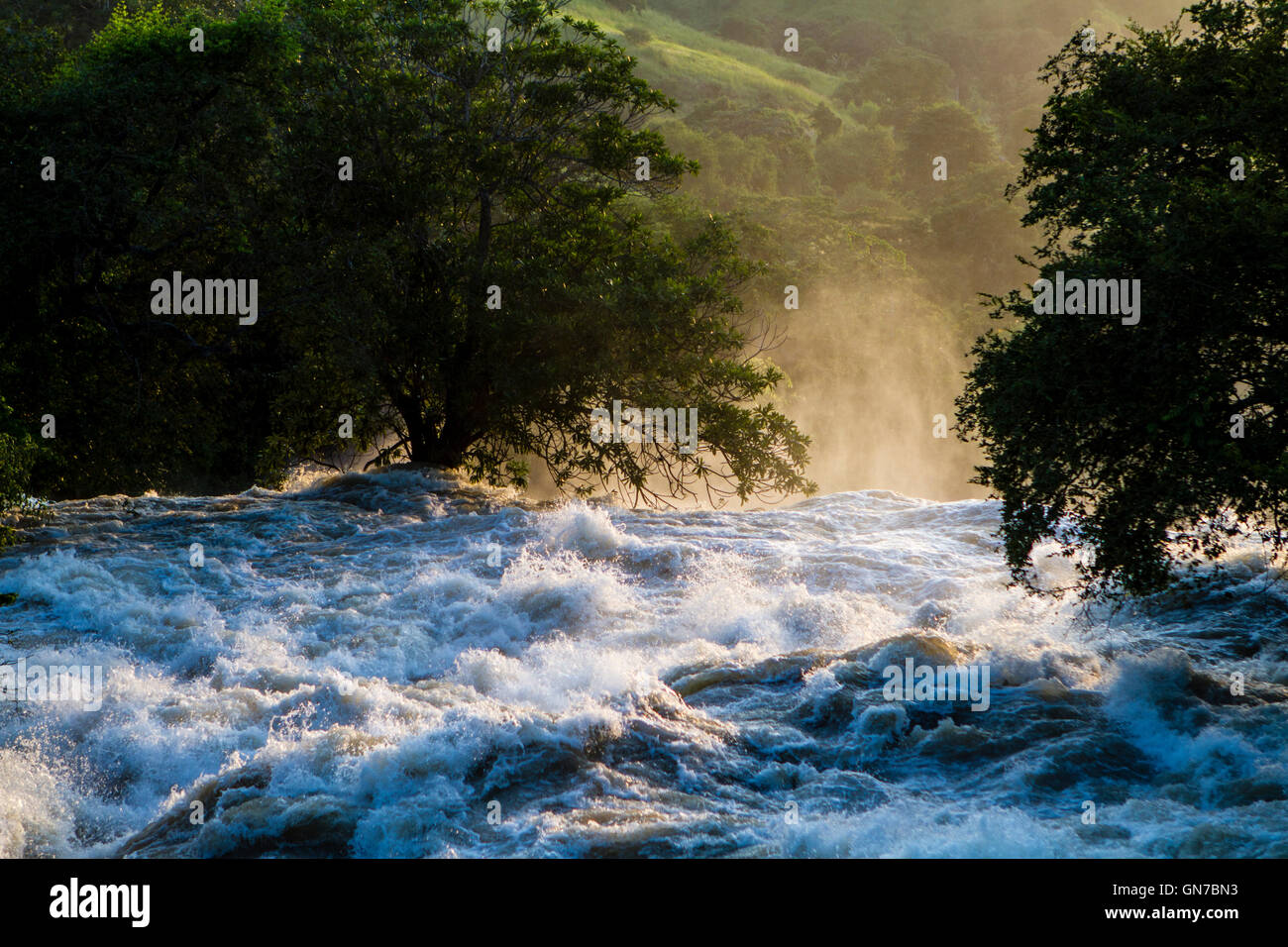 Waterfalls Keve river, Conda Luanda Stock Photo - Alamy