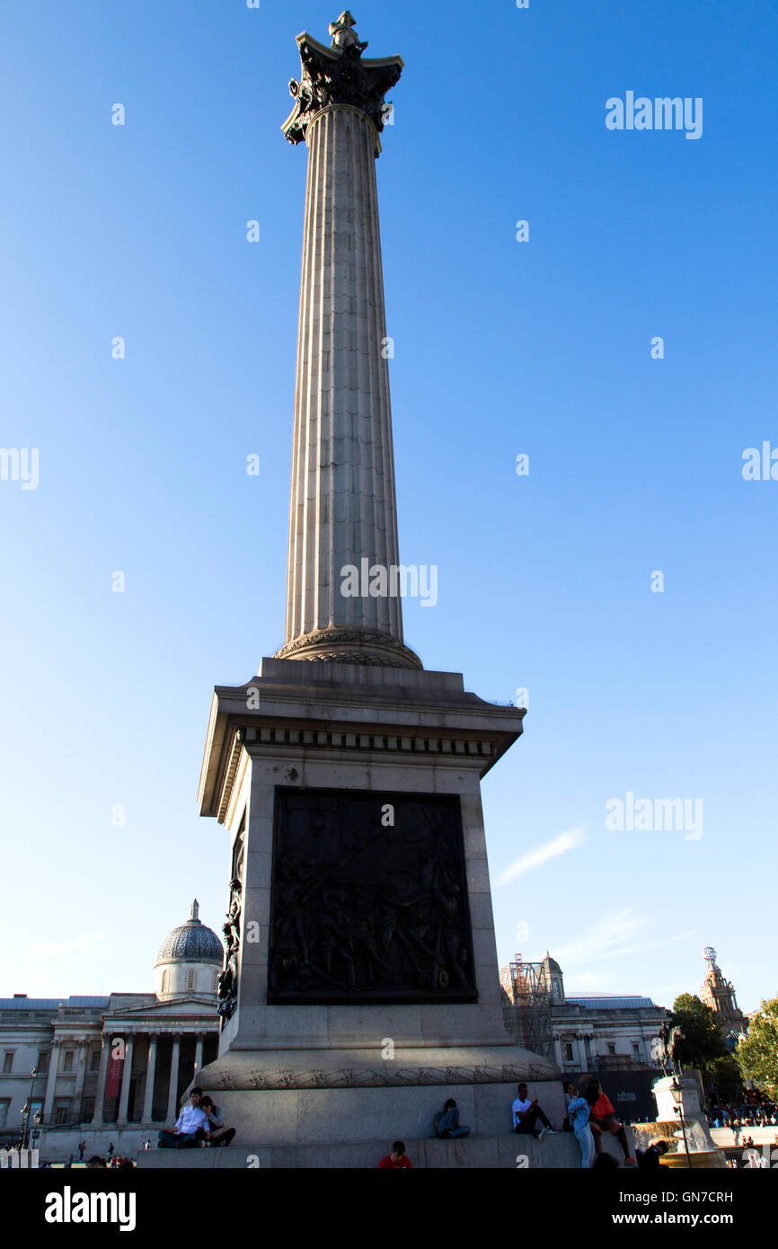 Nelson's Column monument in Trafalgar Square in Central London Stock ...