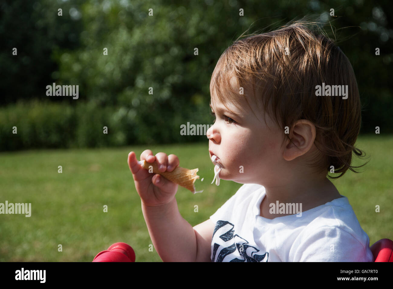 The son finn hi-res stock photography and images - Alamy