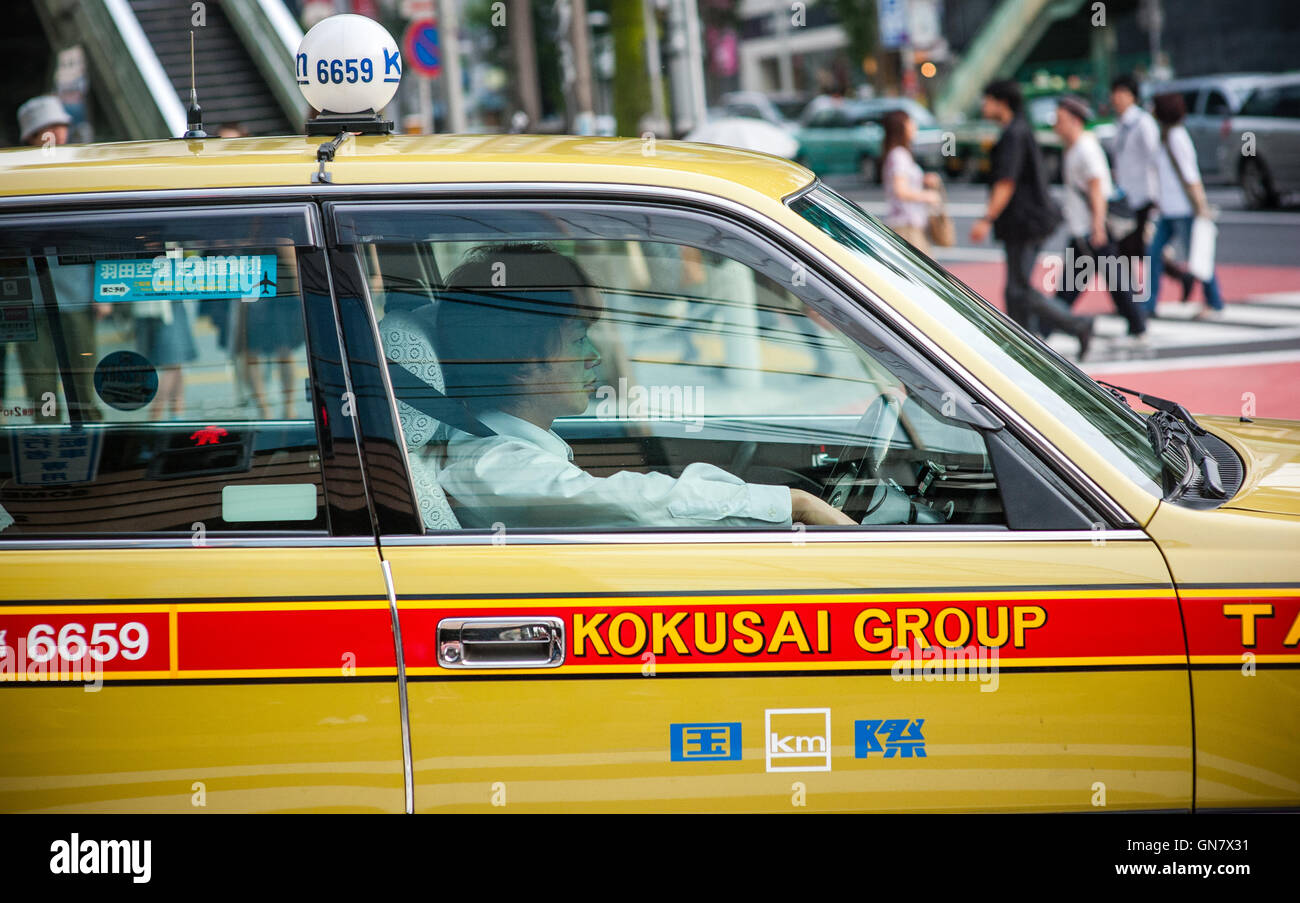 Taxi driver japan hi-res stock photography and images - Alamy
