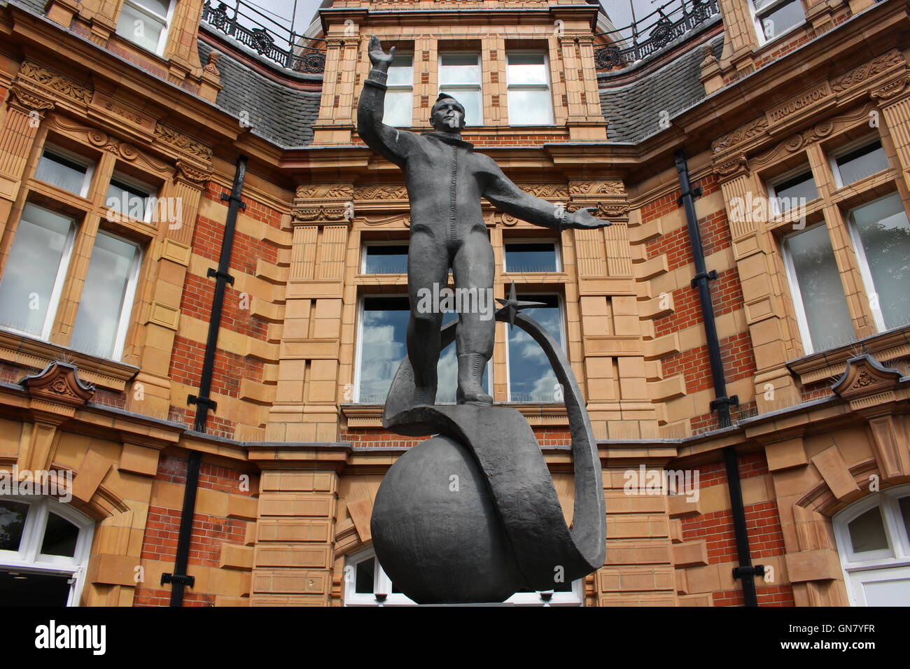 Statue of Yuri Gagarin at the Royal Observatory, Greenwich, London ...