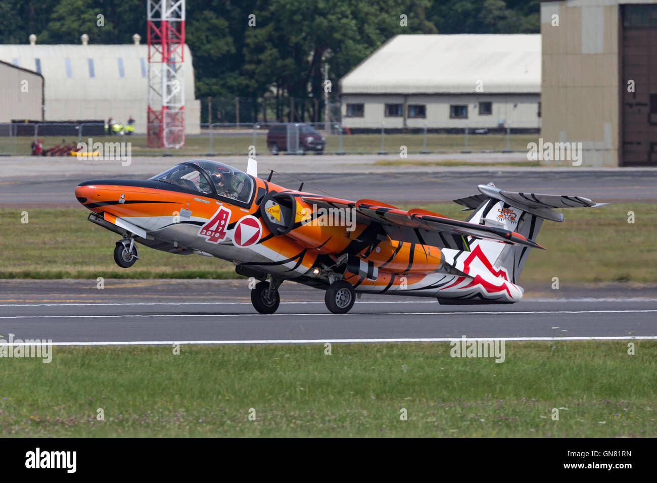 Saab 105 jet trainer austria hi-res stock photography and images - Alamy