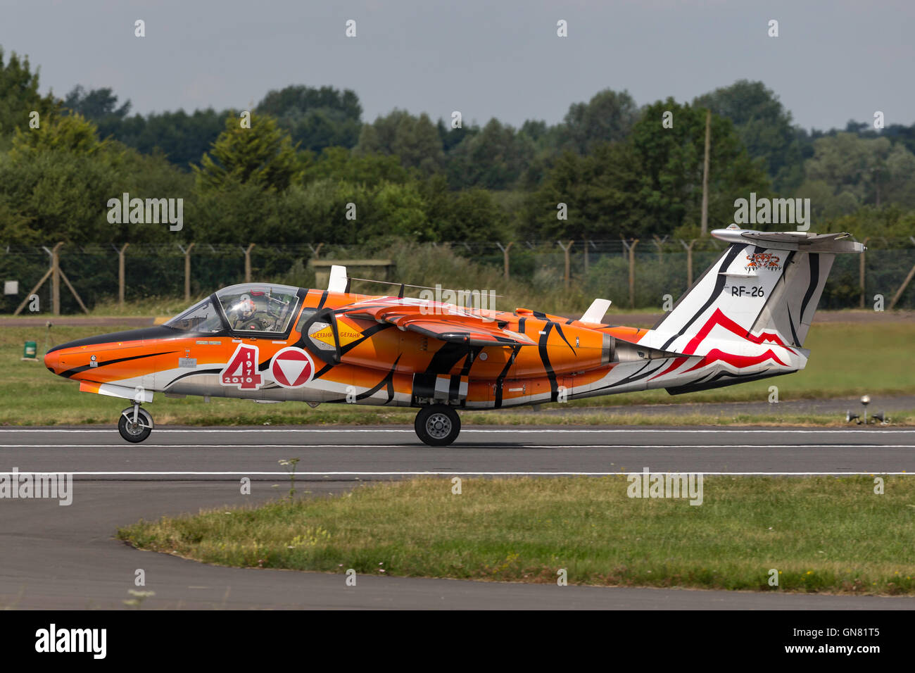 Saab jet trainer aircraft hi-res stock photography and images - Alamy