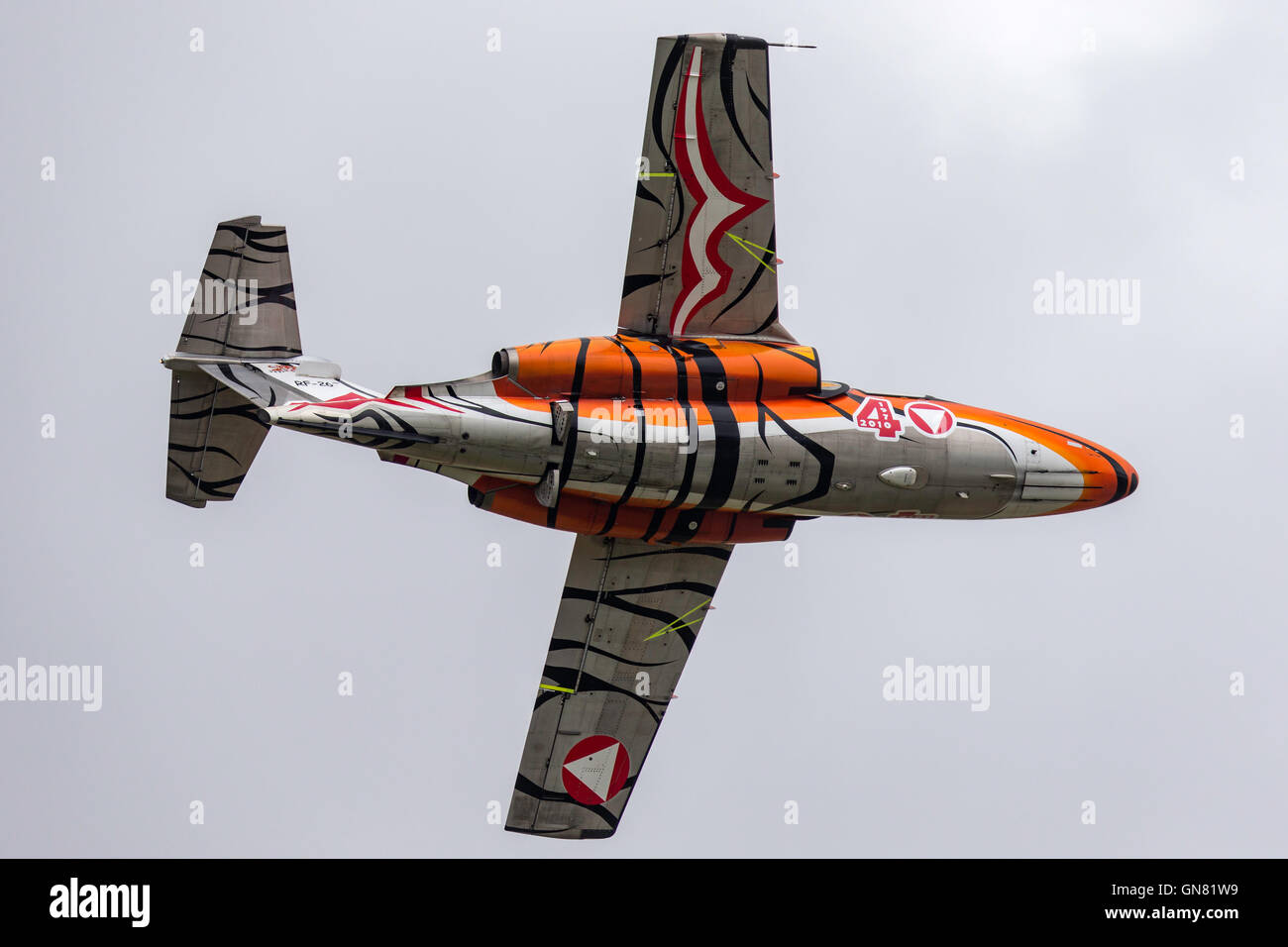 Austrian Air Force (Österreichische Luftstreitkräfte) SAAB 105OE jet ...