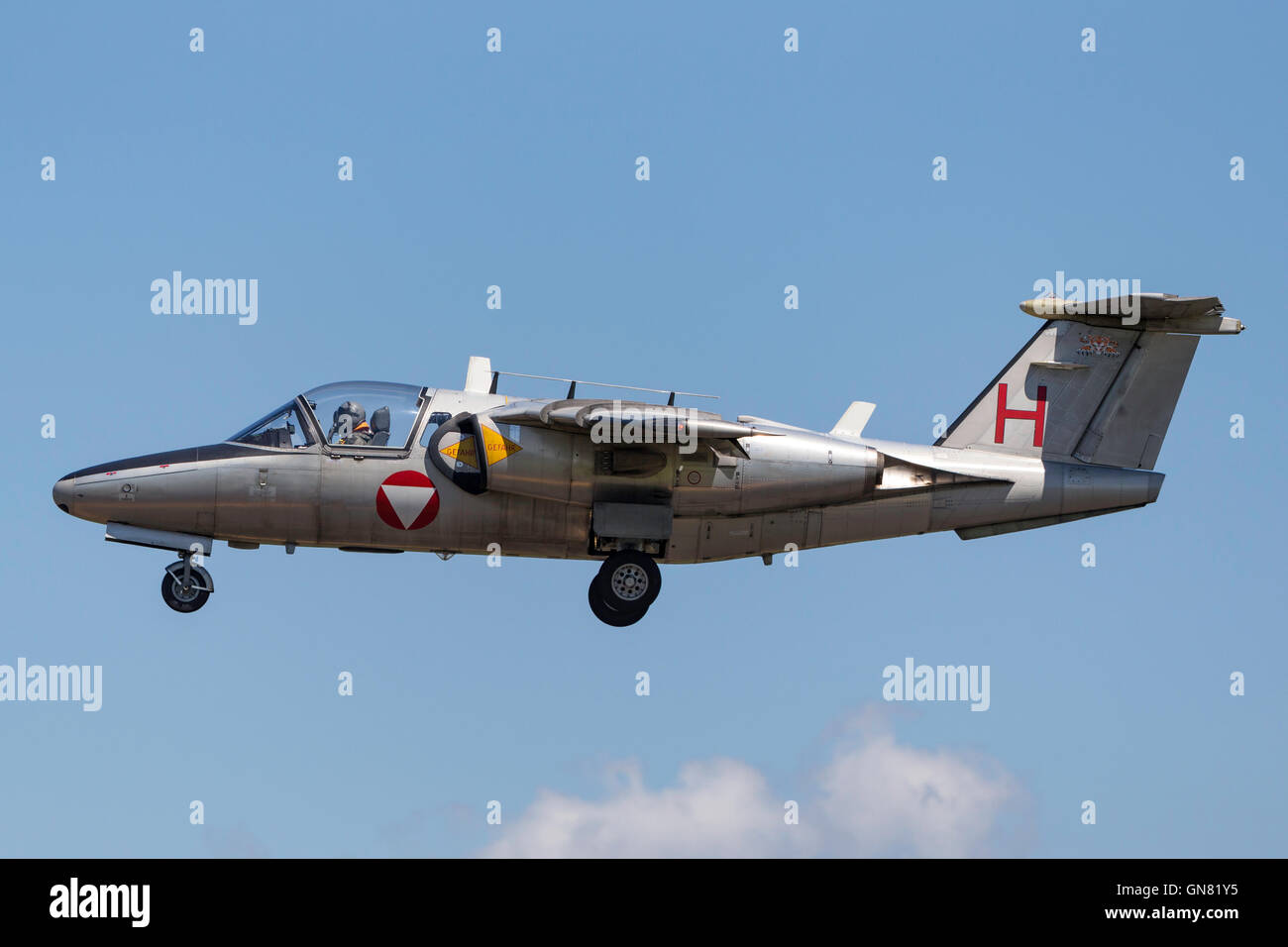 Saab 105 jet trainer austria hi-res stock photography and images - Alamy