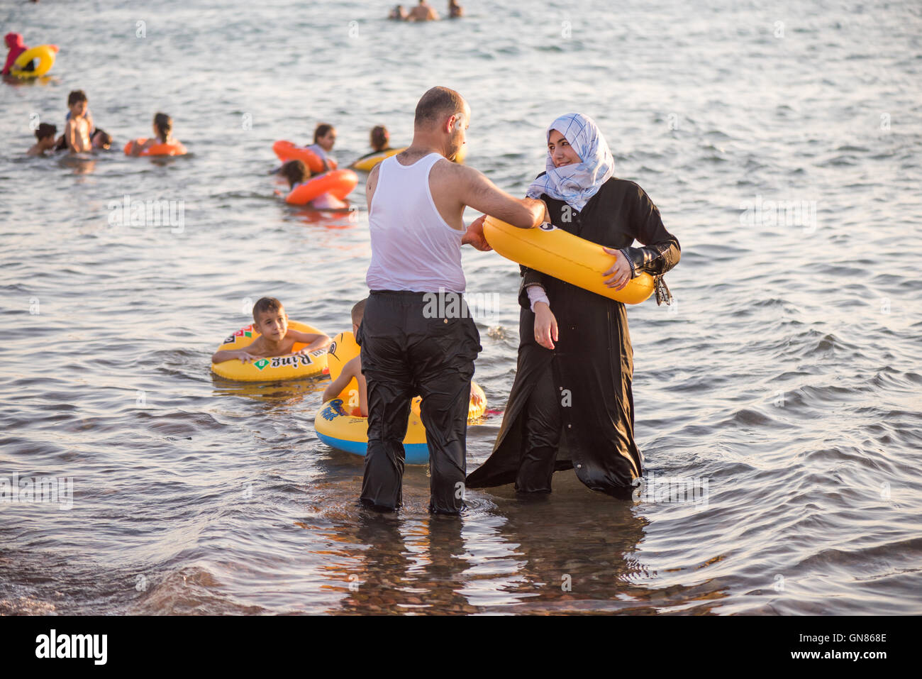 Arabic woman swimming hijab hi-res stock photography and images - Alamy