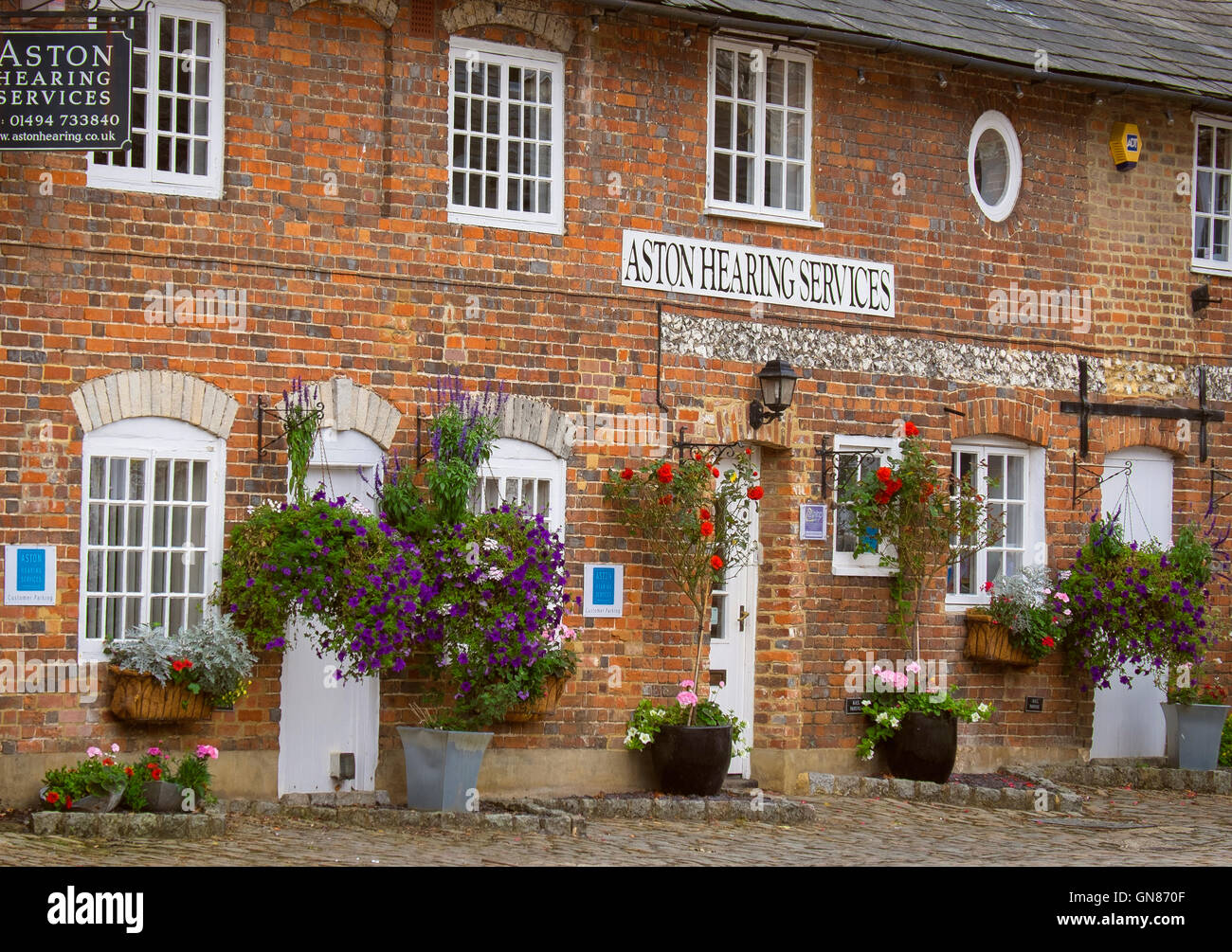 River misbourne old amersham hi-res stock photography and images - Alamy