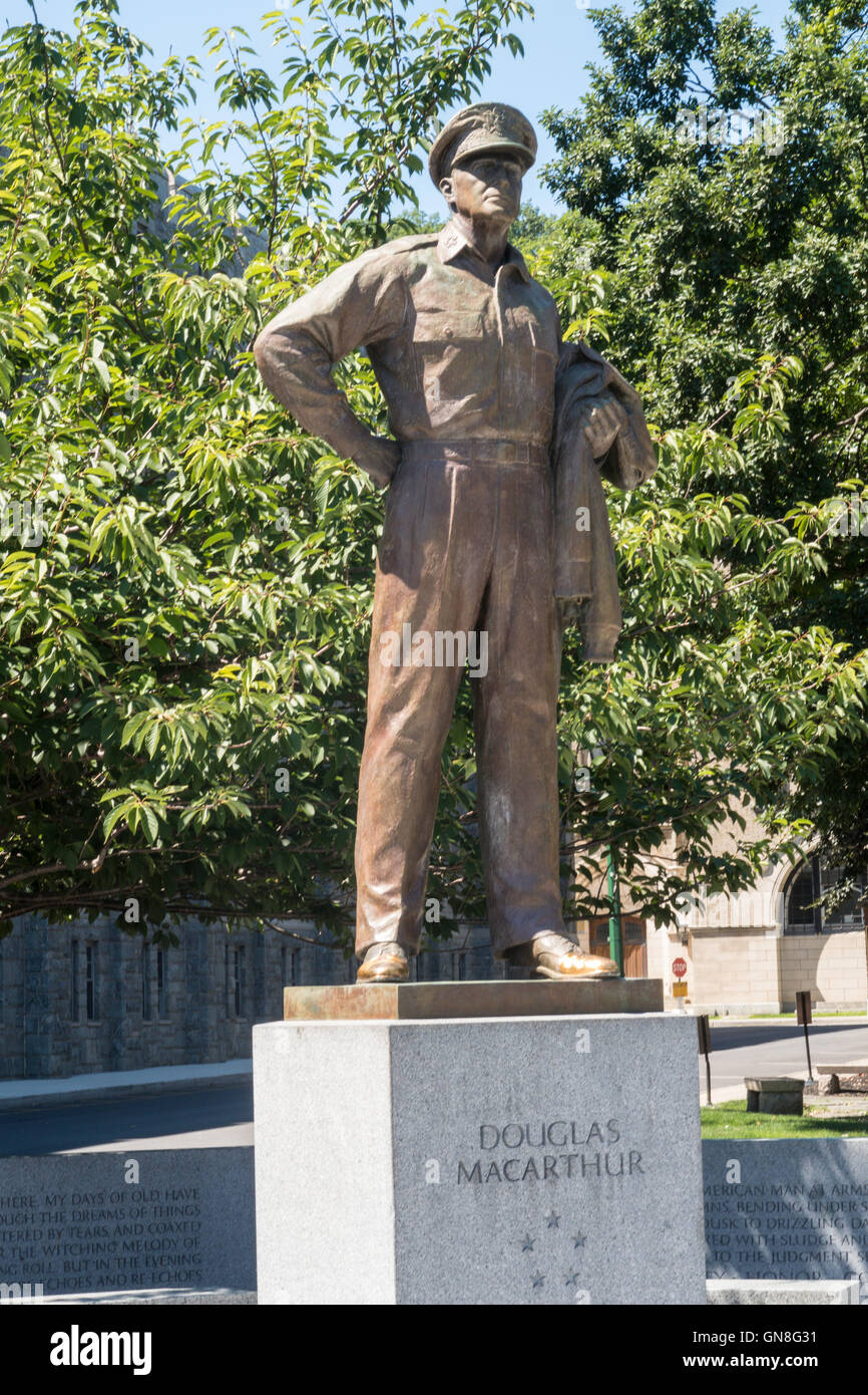 General Douglas MacArthur Statue, United States Military Academy, West ...