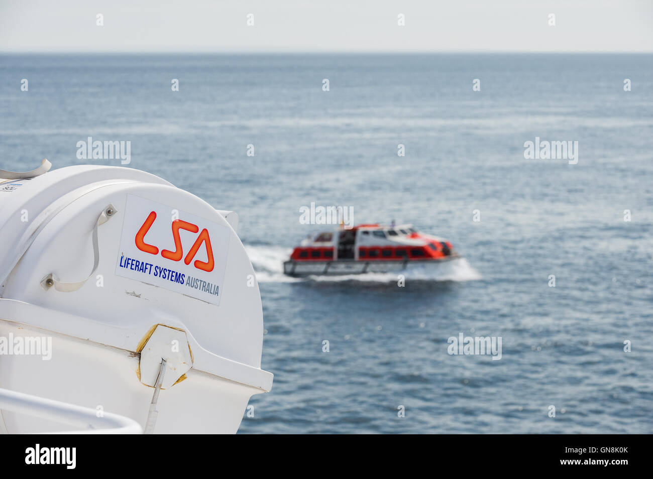 Liferaft hi-res stock photography and images - Alamy