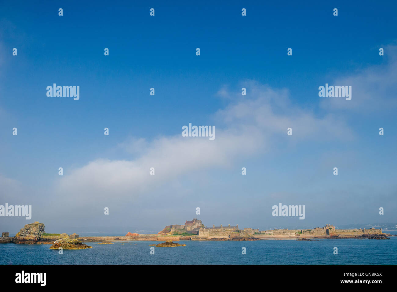 Elizabeth castle st aubins hi-res stock photography and images - Alamy
