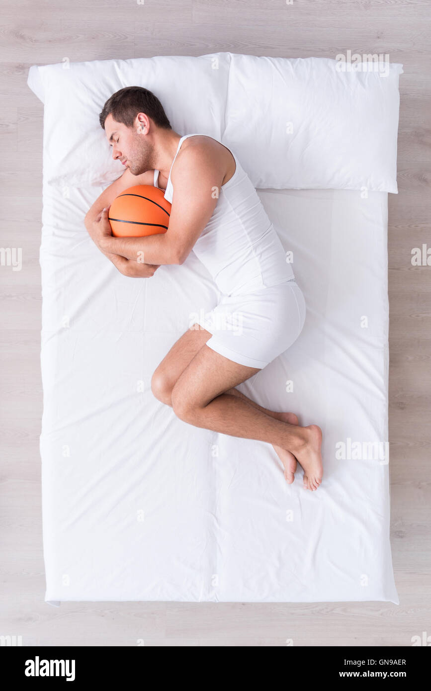 Man fetal position hi-res stock photography and images - Alamy