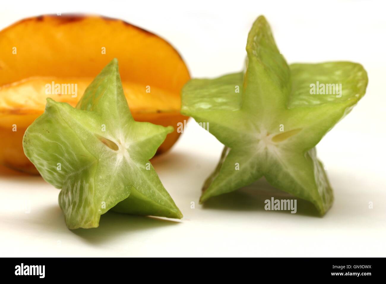 isolated star fruits Stock Photo - Alamy