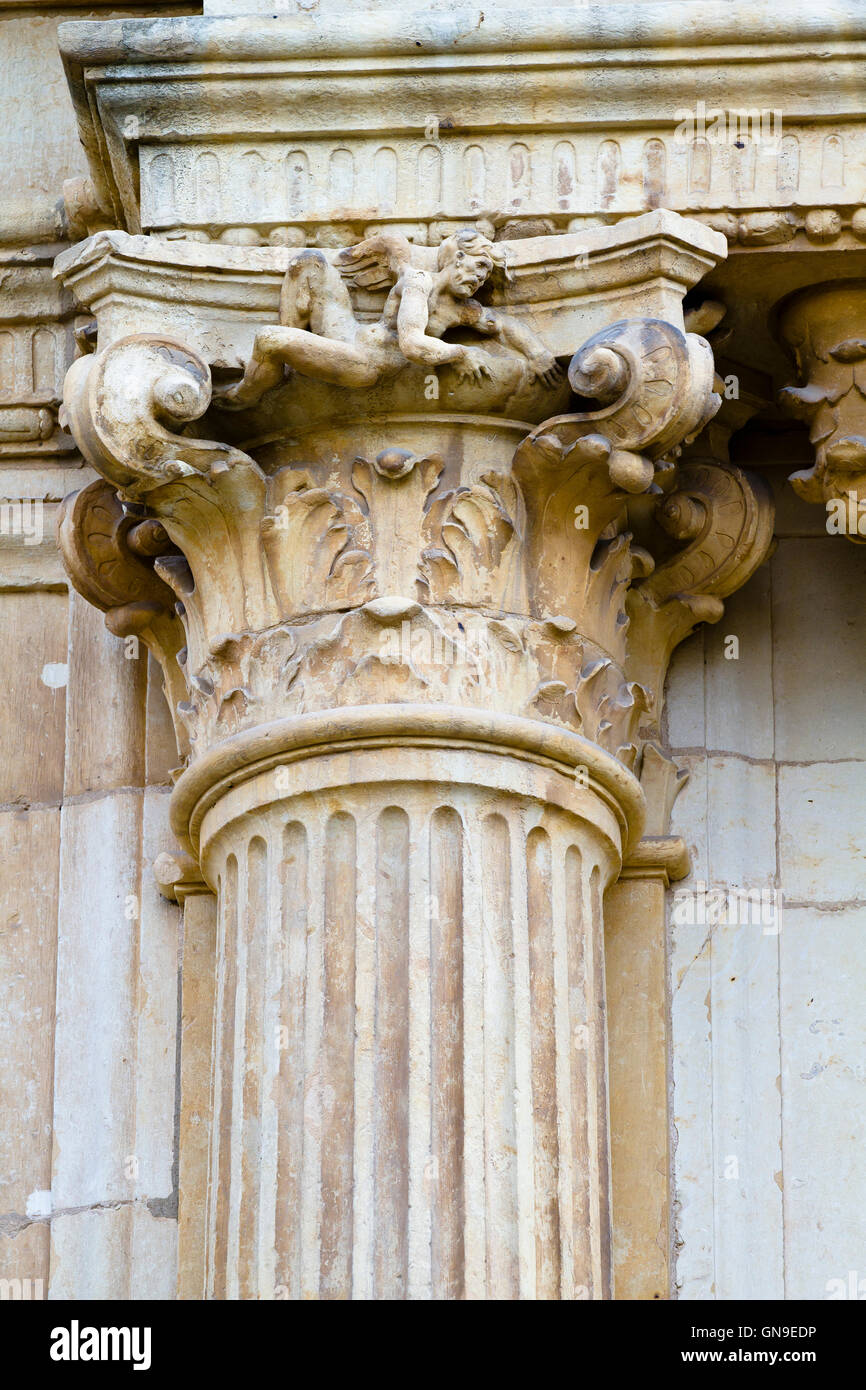Corinthian column hi-res stock photography and images - Alamy