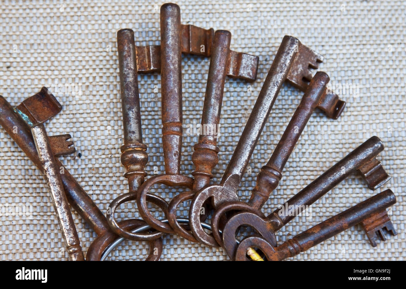 Tarnished keys hi-res stock photography and images - Alamy