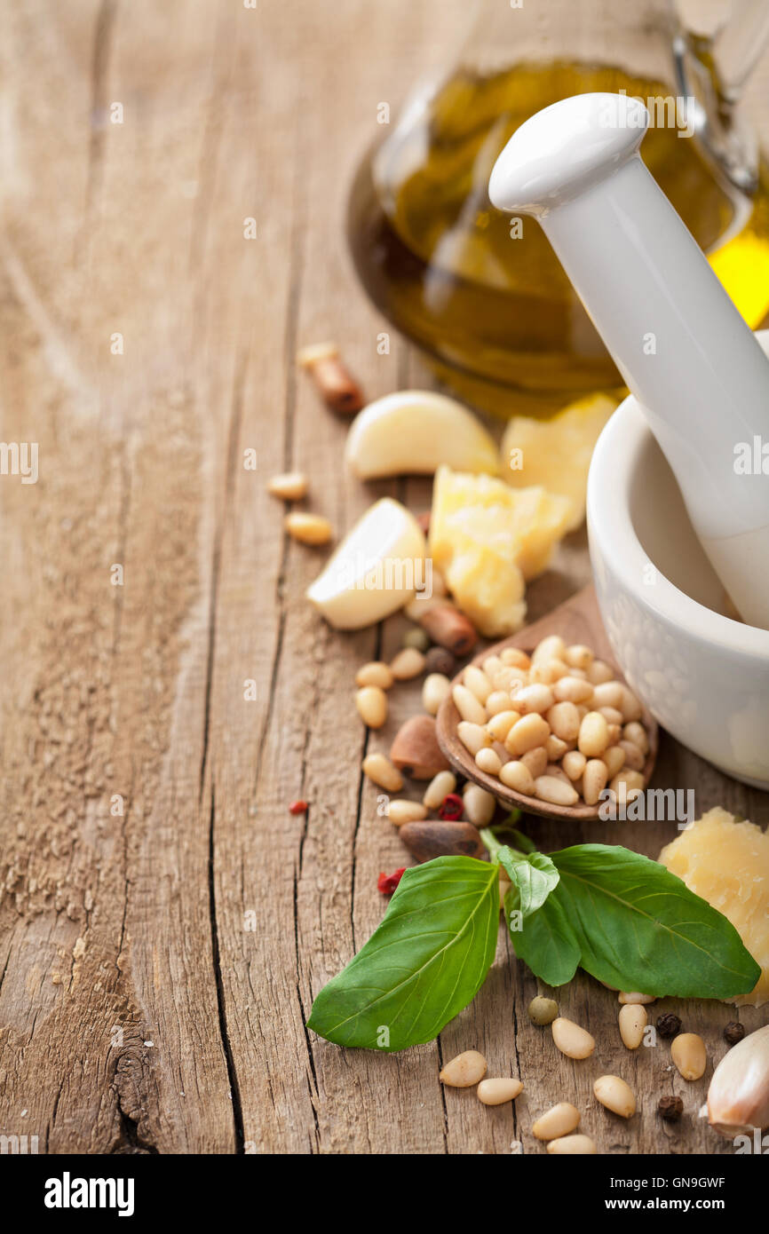 Cheese sauce ingredients frame hi-res stock photography and images - Alamy