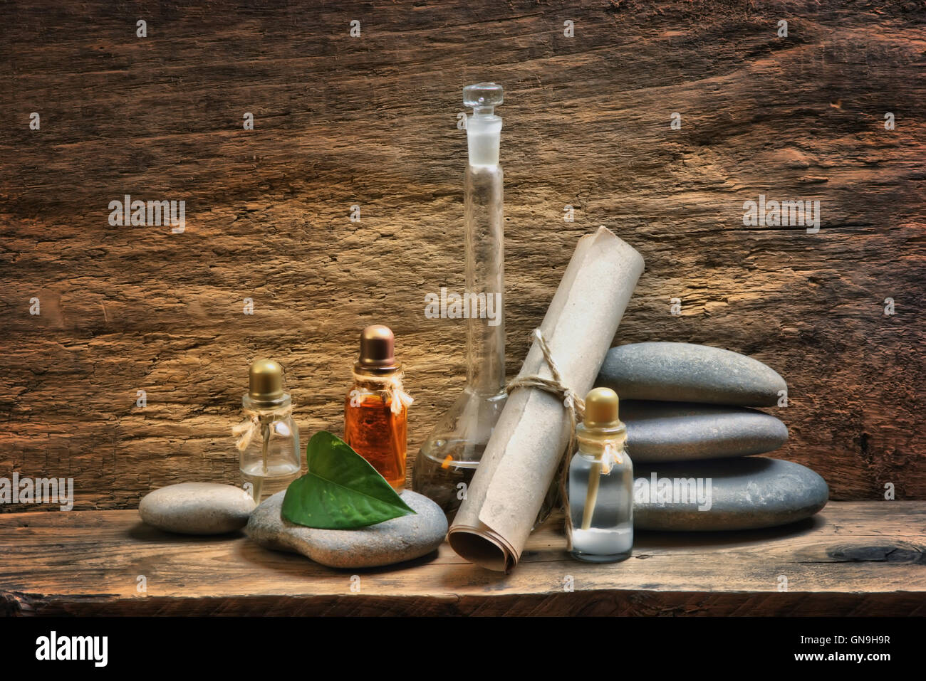 Vials with essential oils Stock Photo - Alamy