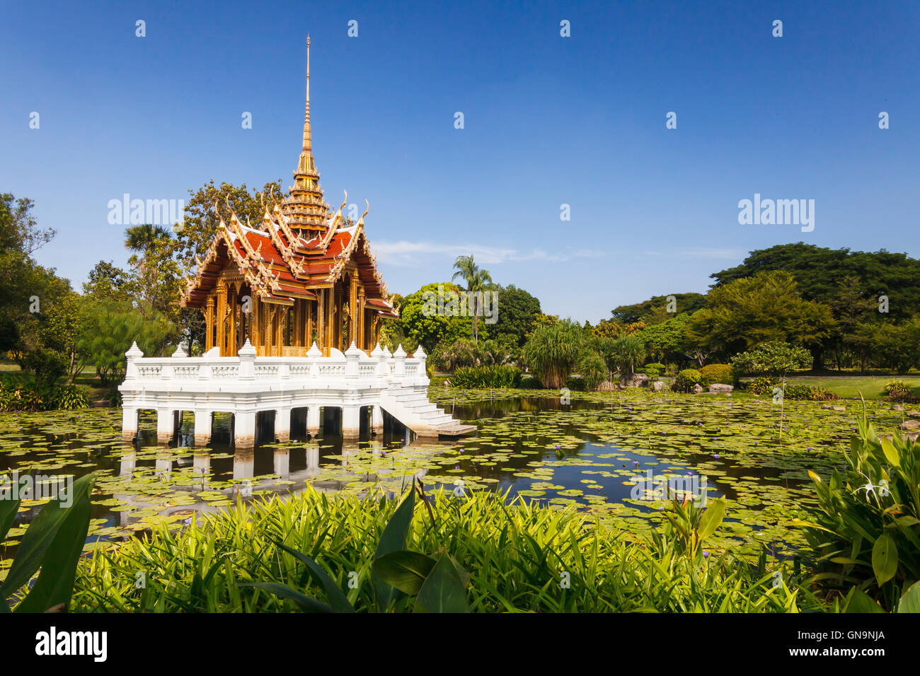 Thai temple on the water Stock Photo - Alamy