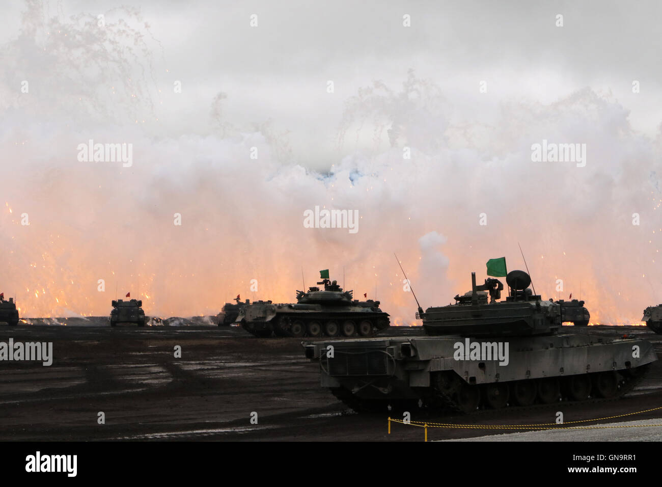 Gotemba, Japan. 28th Aug, 2016. Japanese Ground Self-Defense Forces ...
