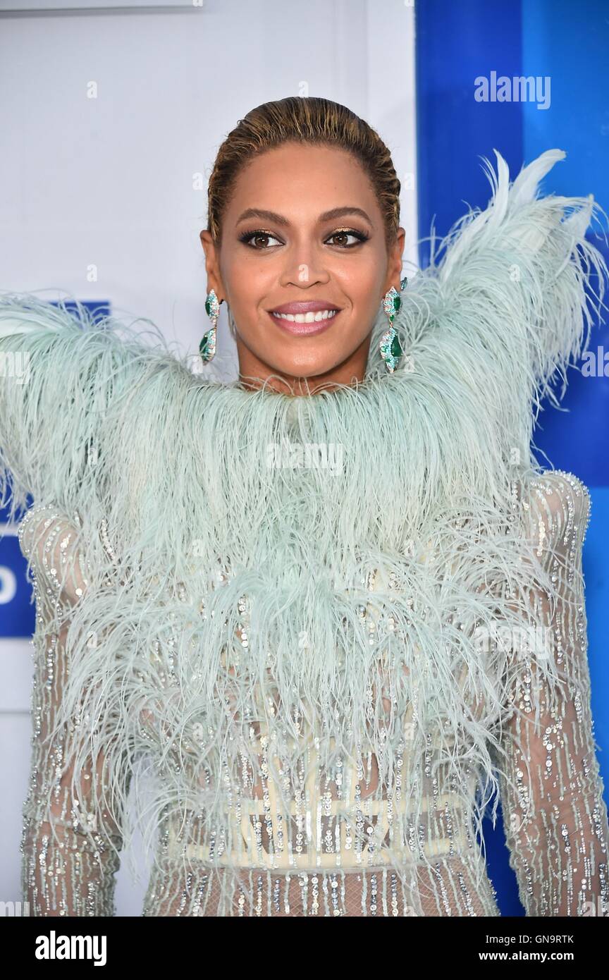 New York, NY, USA. 28th Aug, 2016. Beyonce Knowles at arrivals for 2016 ...