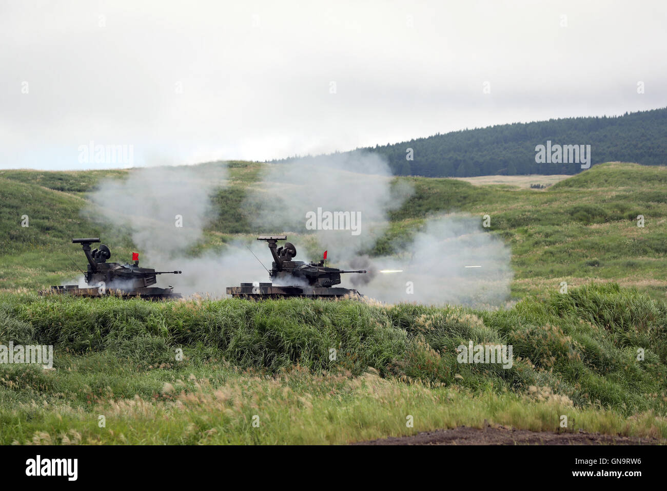 Japanese self defense forces jsdf hi-res stock photography and images ...