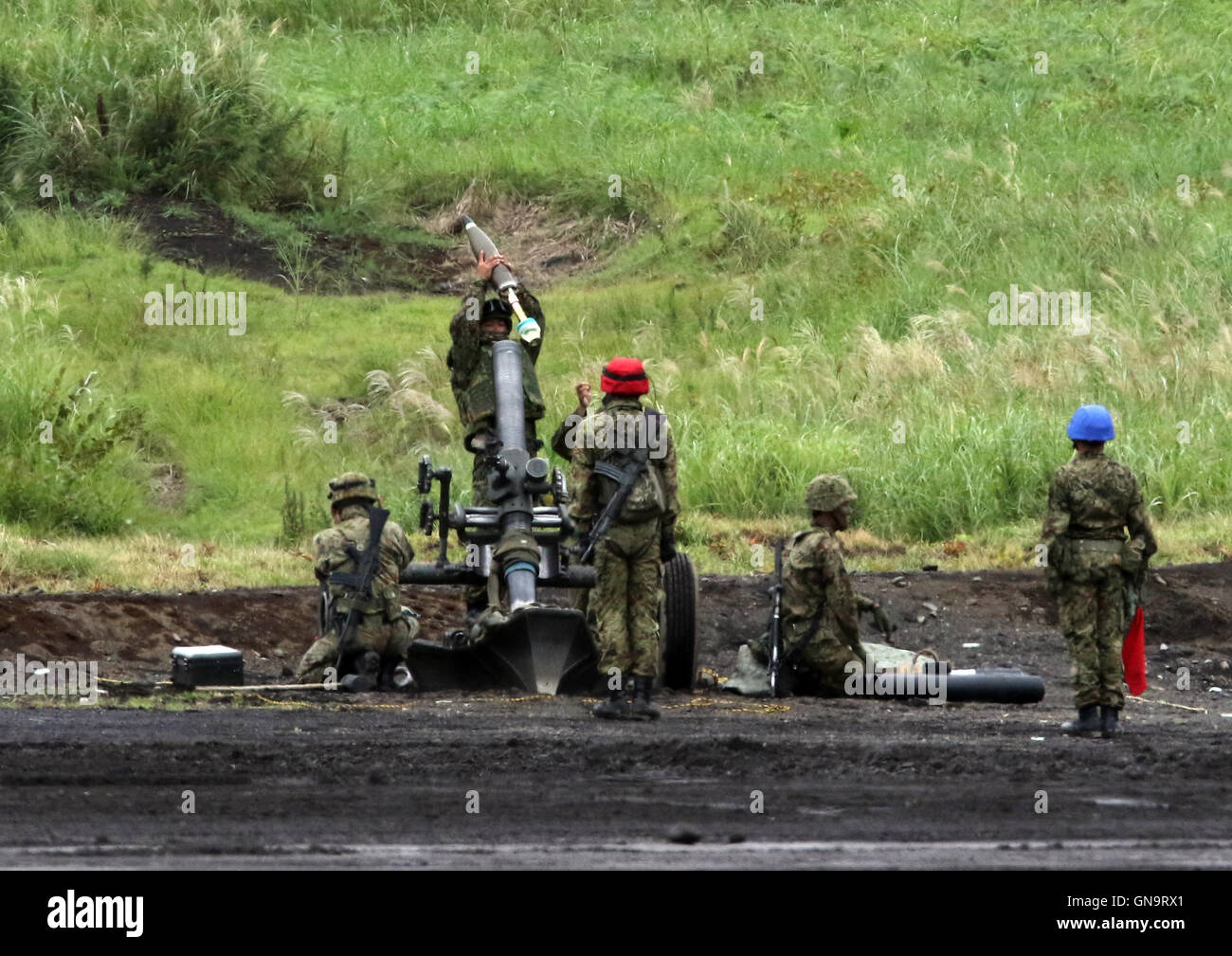 Gotemba, Japan. 28th Aug, 2016. Japanese Ground Self-Defense Forces ...