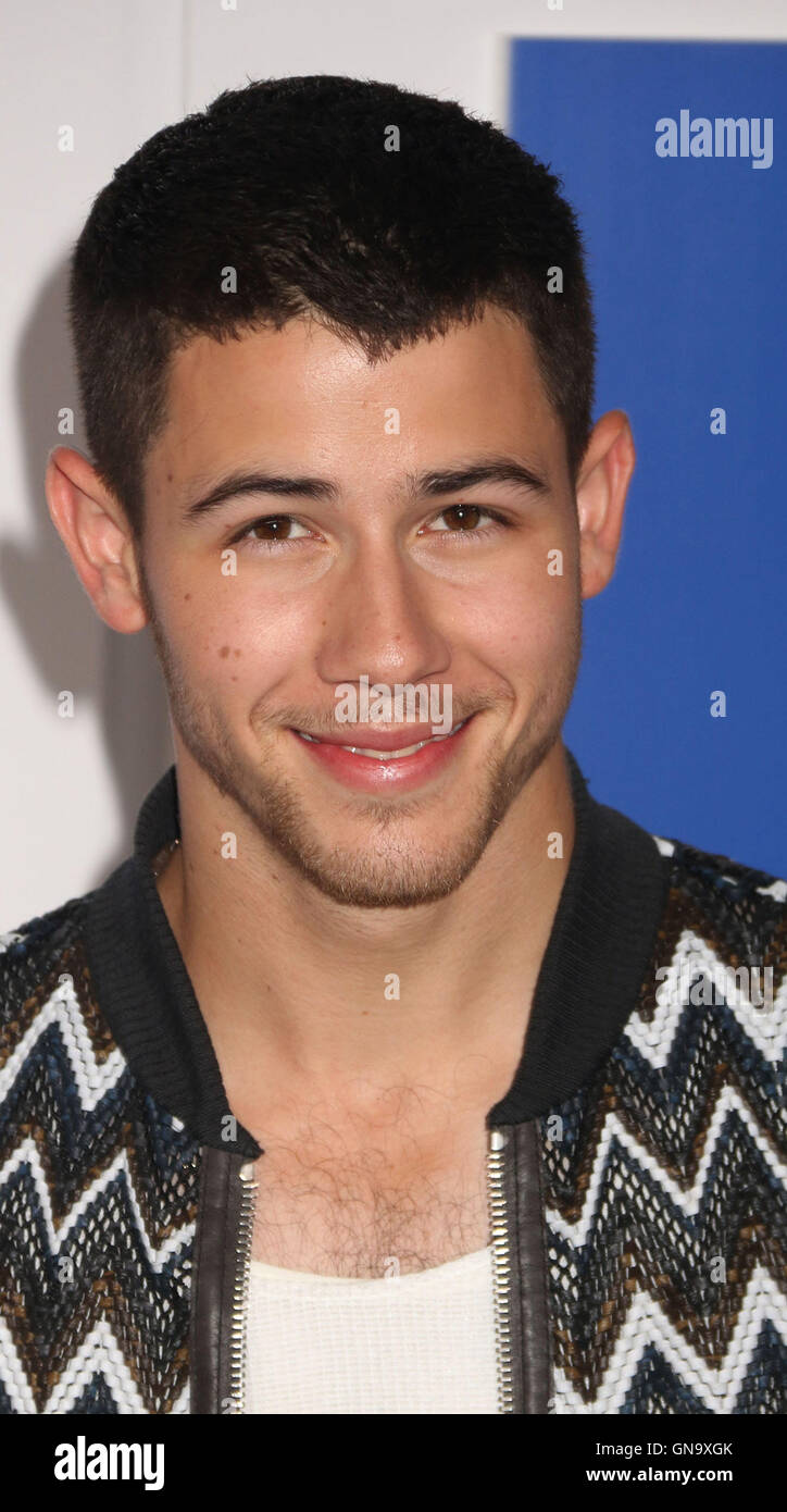 New York, New York, USA. 28th Aug, 2016. Singer NICK JONAS attends the ...