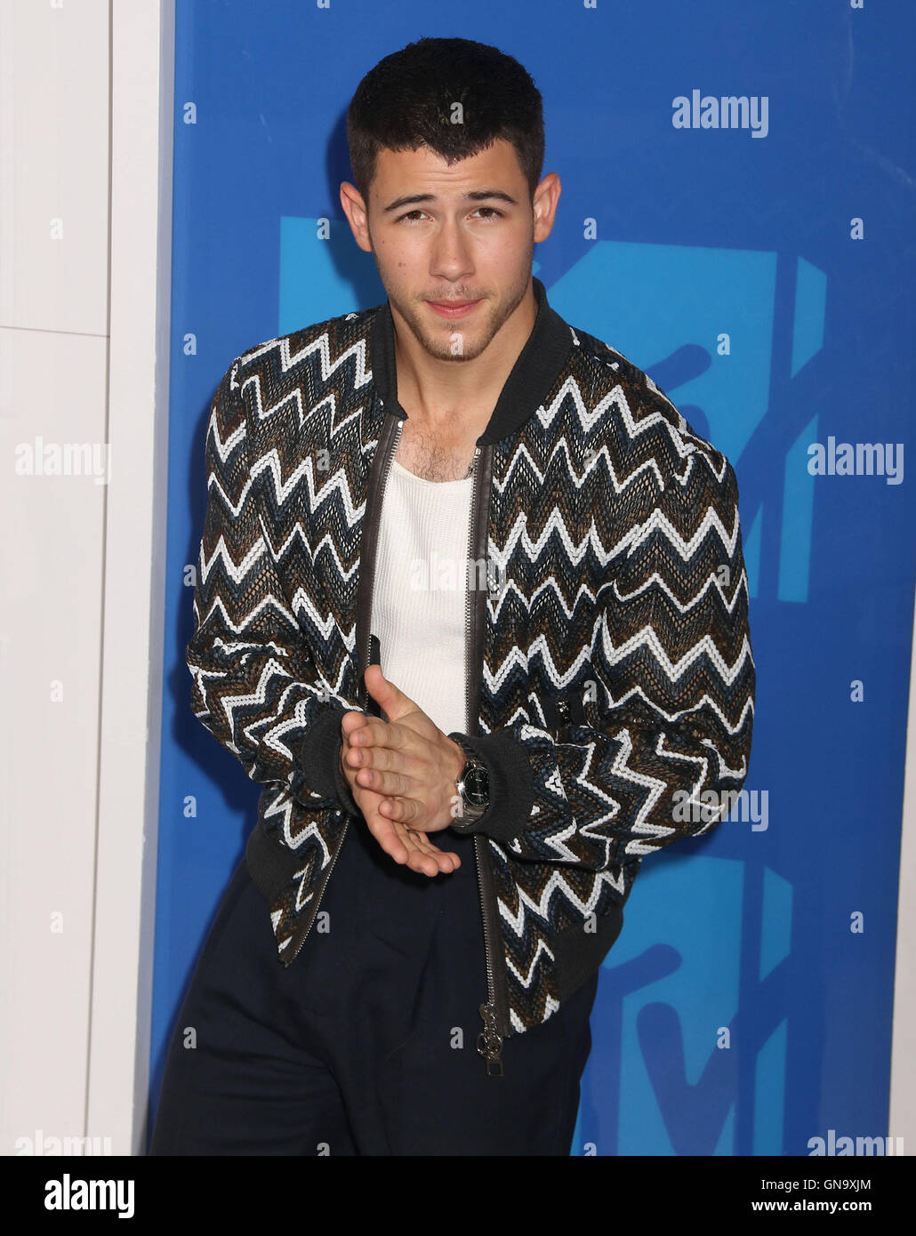 New York, New York, USA. 28th Aug, 2016. Singer NICK JONAS attends the ...