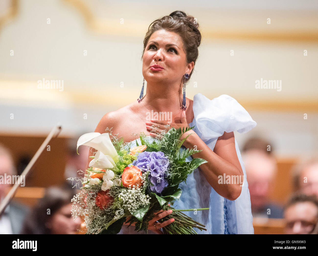Hamburg, Germany. 28th Aug, 2016. Opera singer Anna Netrebko performs ...